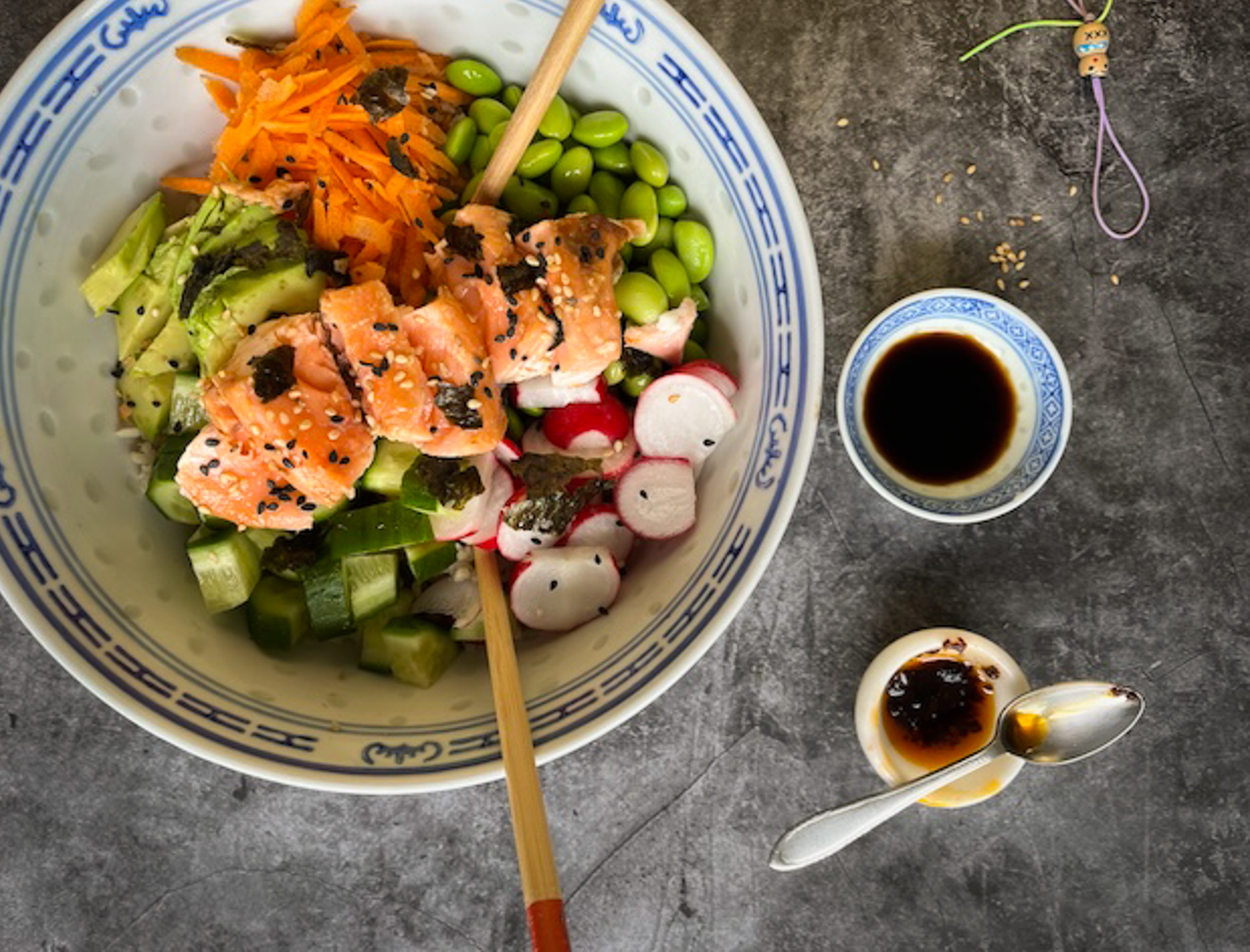 Warm salmon poke bowl - Body loves Food